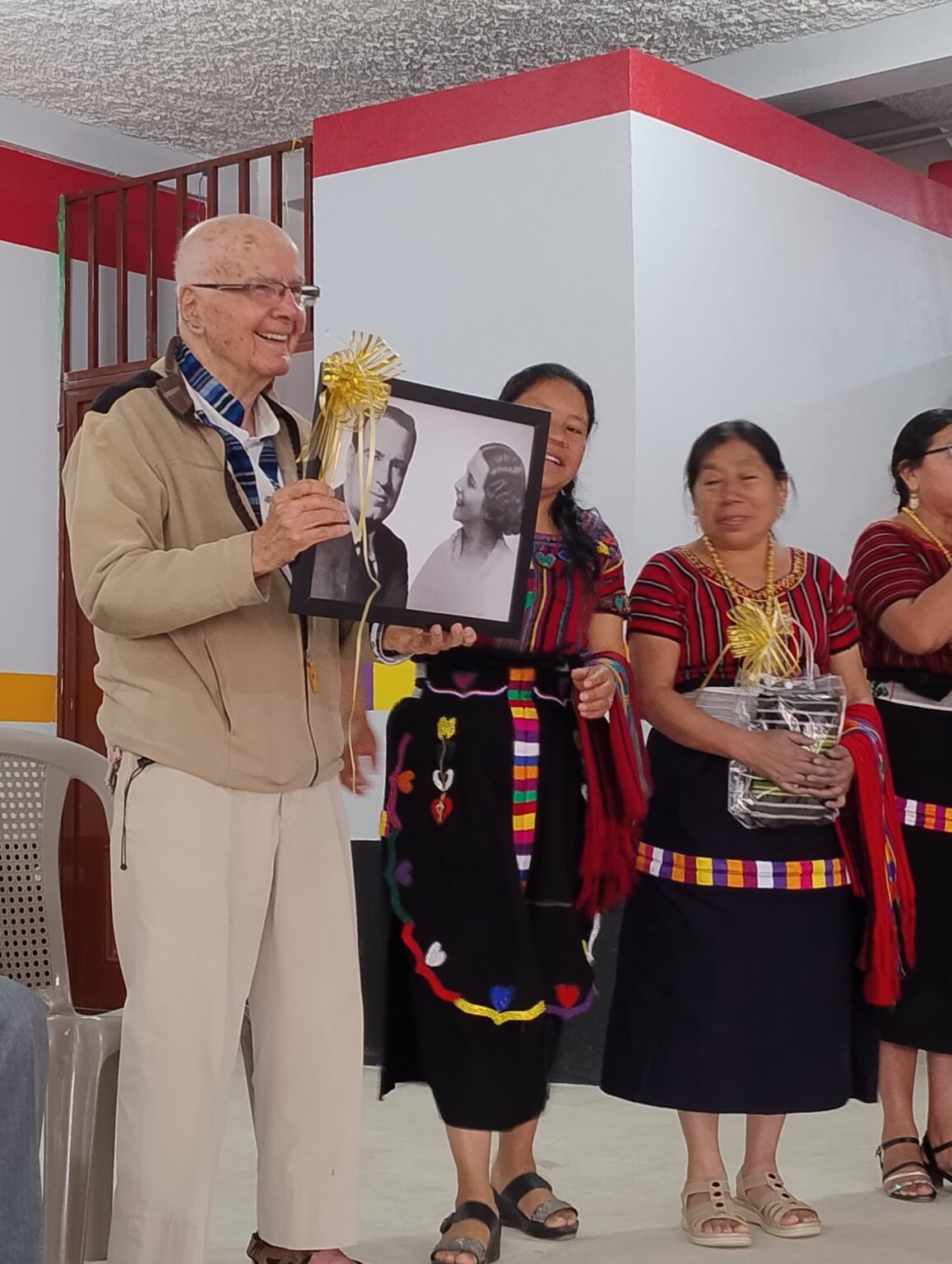 Homenaje al Padre Ricardo Falla s. j y Dr. Demetrio Cojtí Cuxil ...